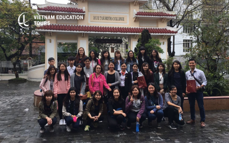 Cultural exchange in Hue for Hong Kong students